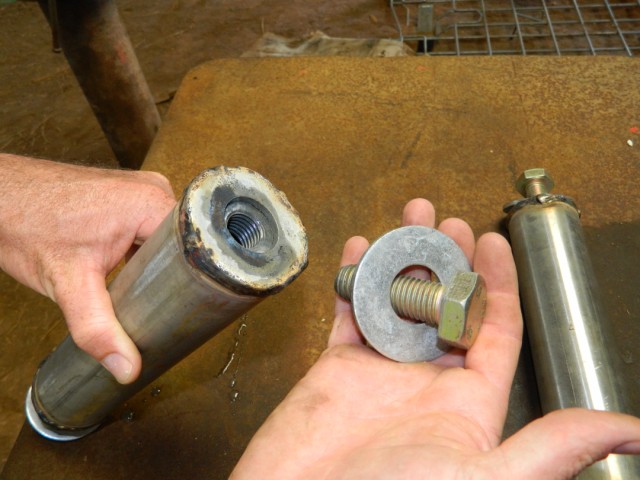 Deep South Kikos News: Homemade Mineral Feeder